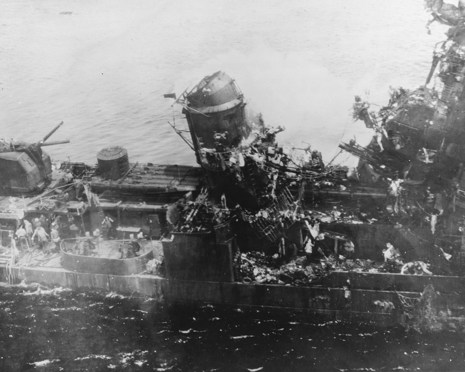 USS Longshaw (DD-559) after magazine explosion, 1945
