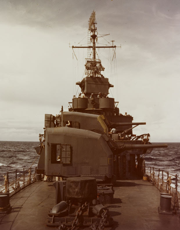 Forward 5in guns of USS Nicholas (DD-449) from forecastle
