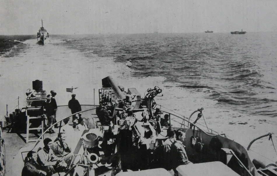 HMS Southdown from HMS Holmes