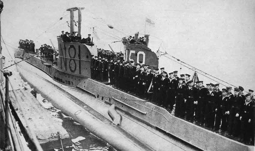 HMS Sunfish and Ursula being handed to Soviets