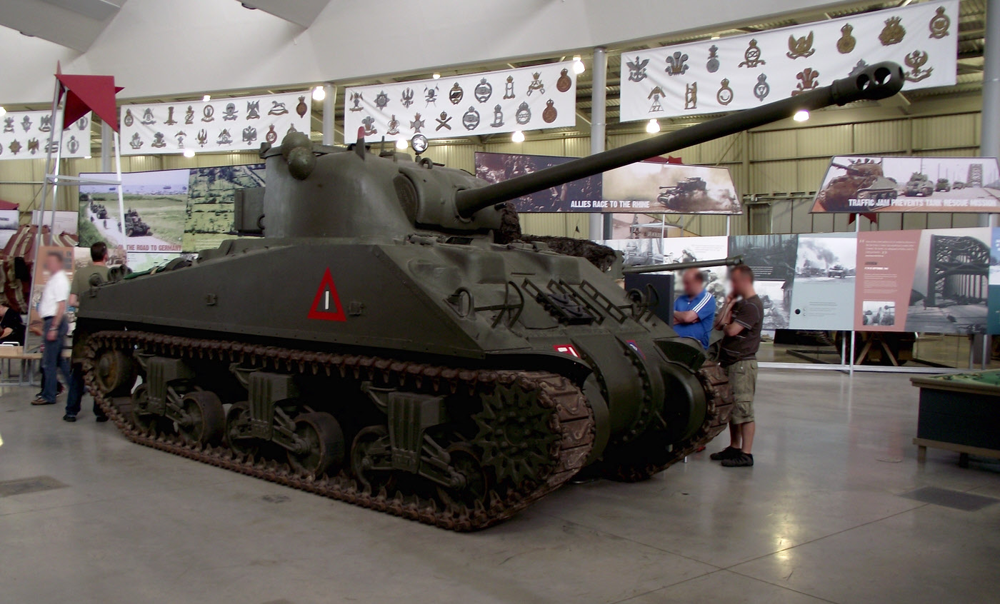 Sherman Firefly from the right