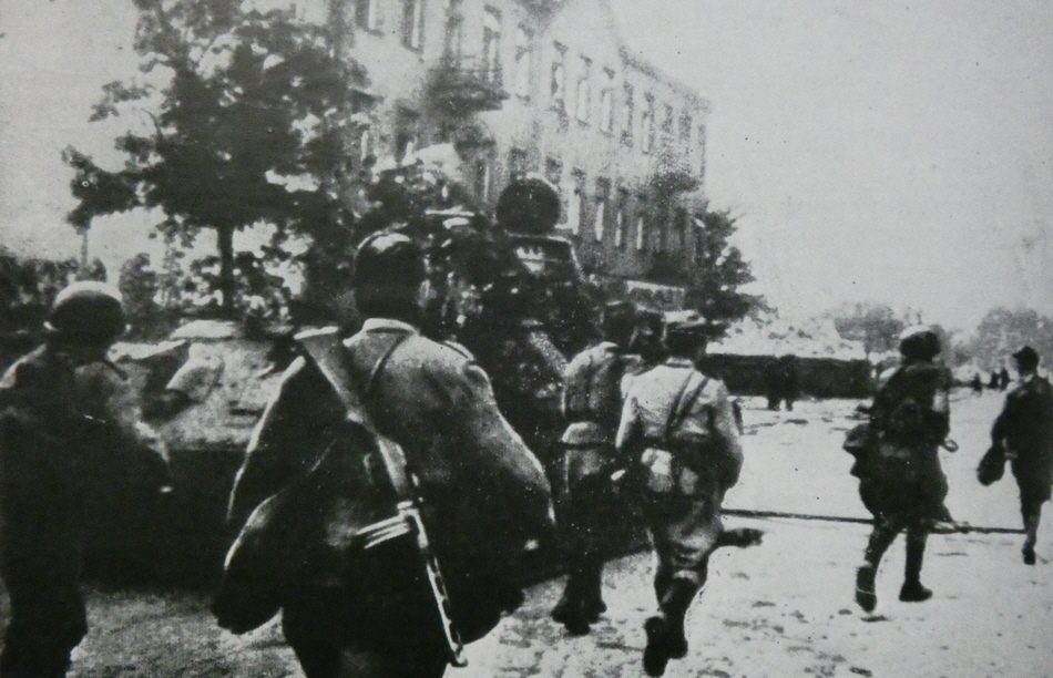Soviet Infantry in Praga, Warsaw