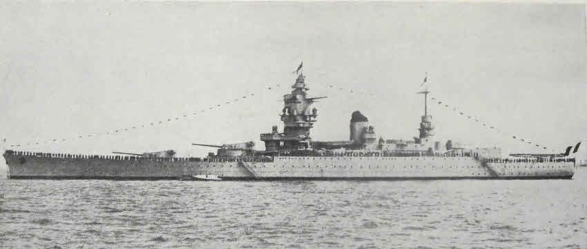 Side view of battleship Strasbourg